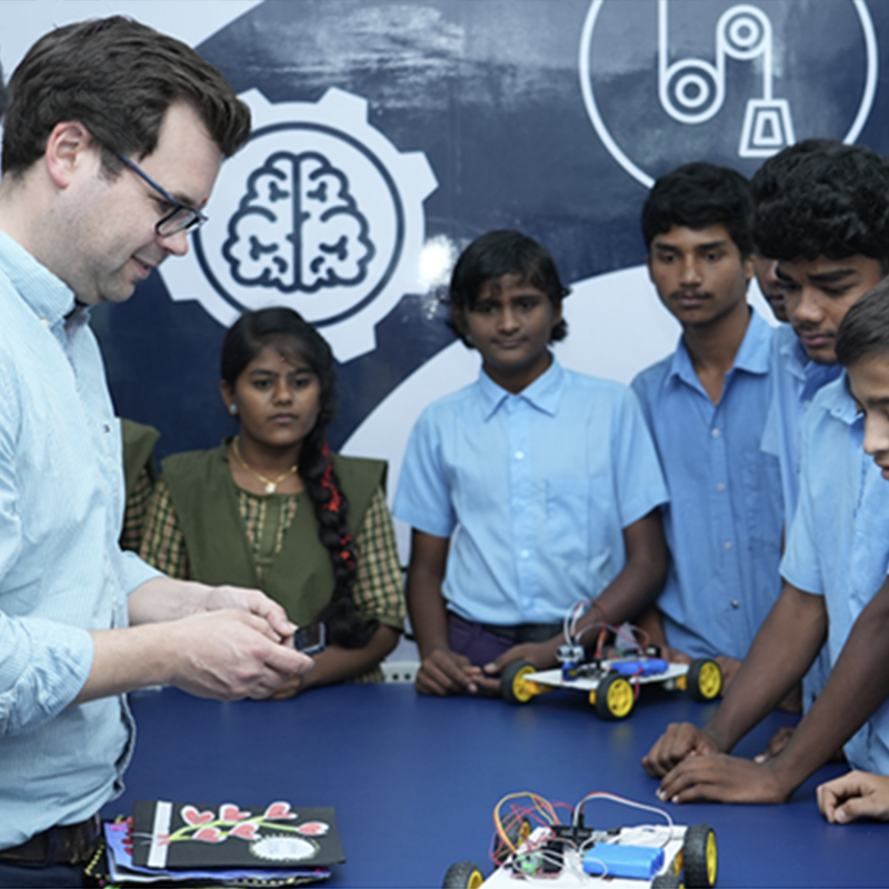 GKN Automotive opens STEM Innovation Labs in India to inspire future ...